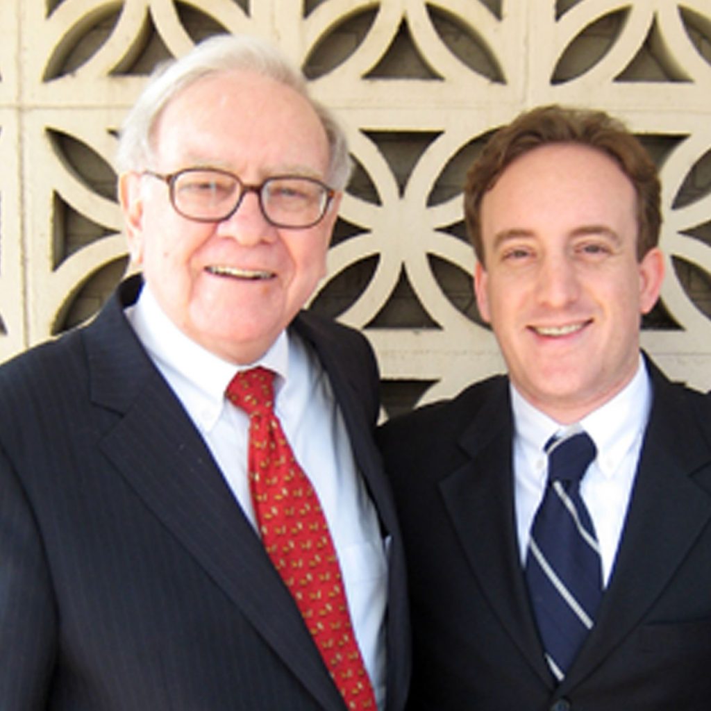 What it's Like to Have Lunch with Warren Buffett by Zack Friedman